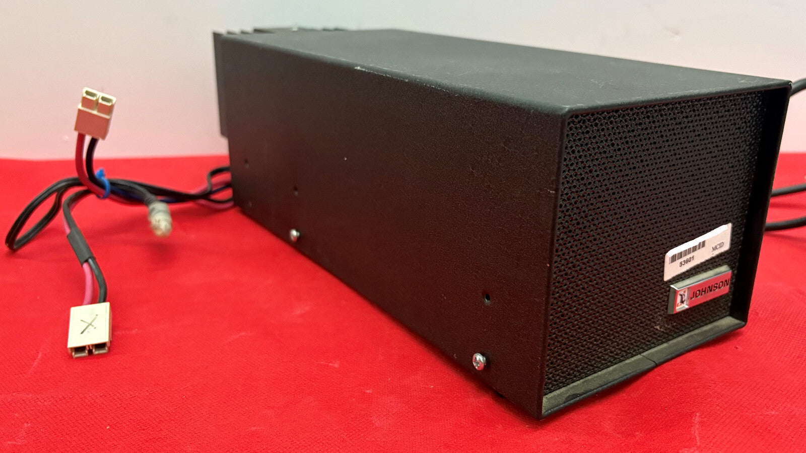 EF JOHNSON DC SPEAKER POWER SUPPLY 239-0226-101/111/121 115VAC 50/60HZ ...