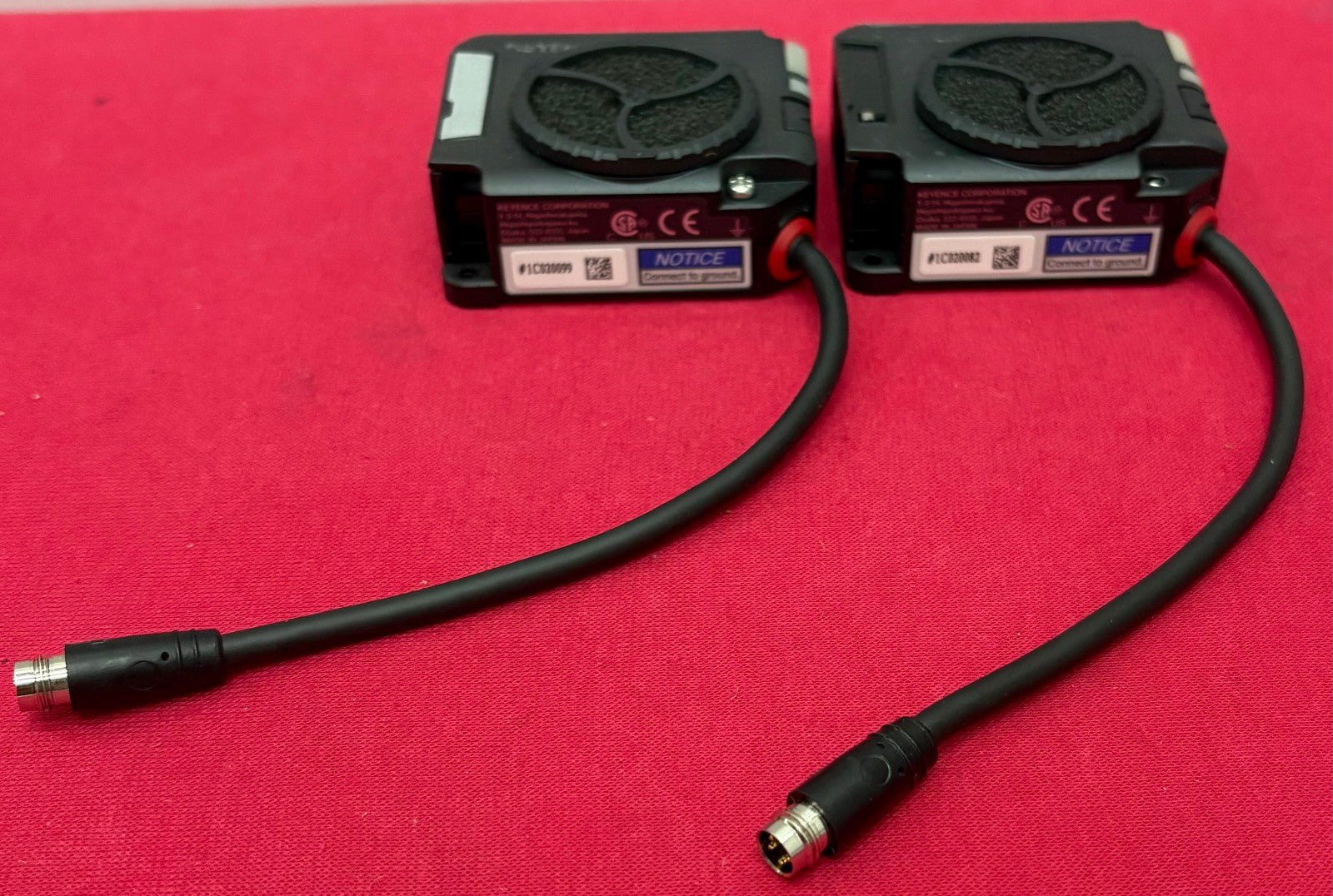LOT OF 2 KEYENCE SJ-L005F COMPACT FAN STATIC ELIMINATOR IONIZER – MMBT ...